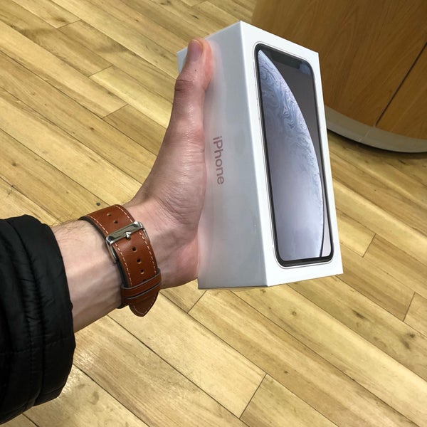 Apple Bromley - Electronics Store