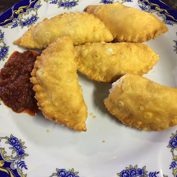 Kedai Makan Bumbung Biru - Malay Restaurant in Merlimau