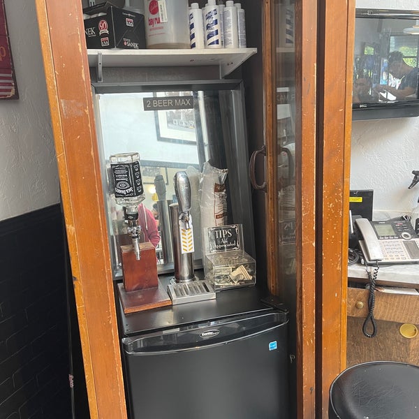 Bushwacker Barber - Downtown Belmont - Belmont, CA