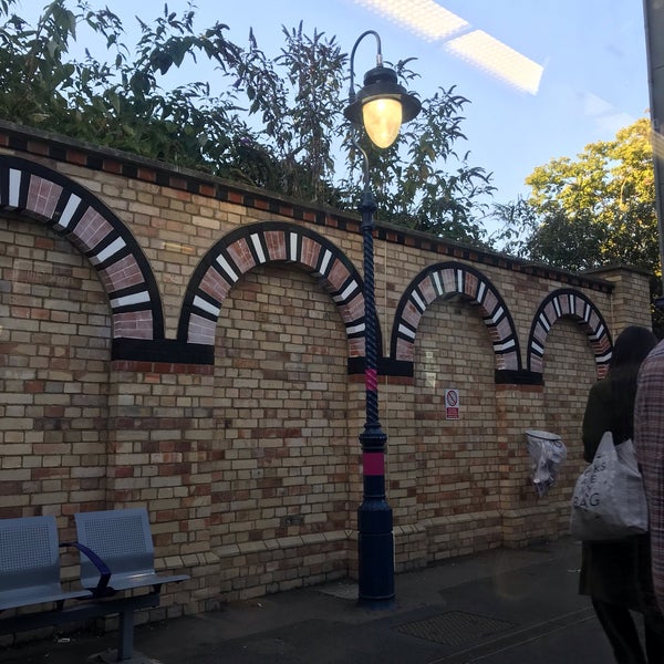 Denmark Hill Railway Station (DMK) - 12 tips from 1966 visitors