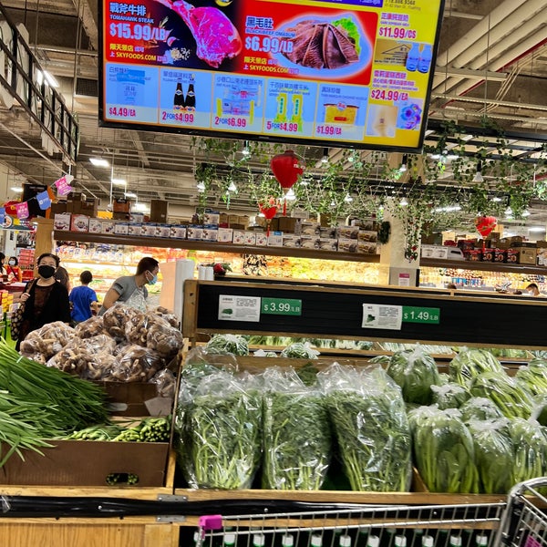 Sky Foods - Flushing - 14 tips from 990 visitors