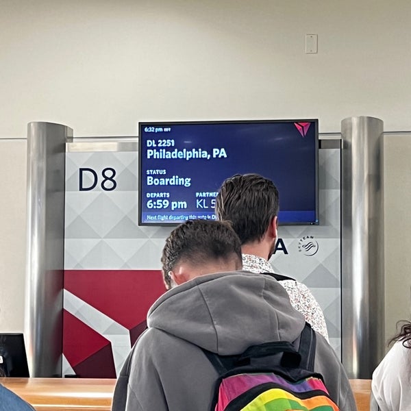 Gate D8 - 1 tip