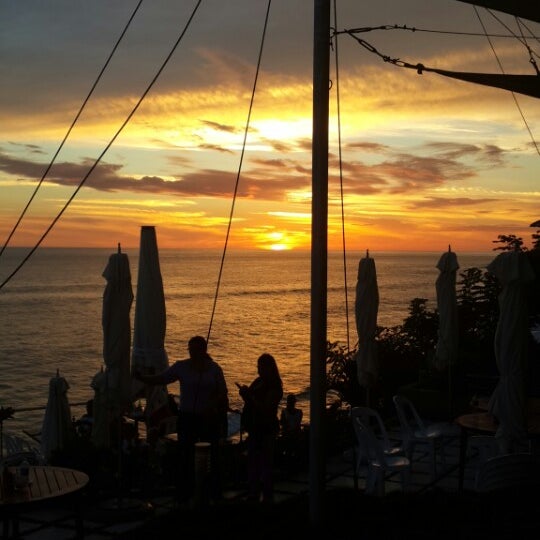 La Hola Beto's (el zunzal) - Seafood Restaurant