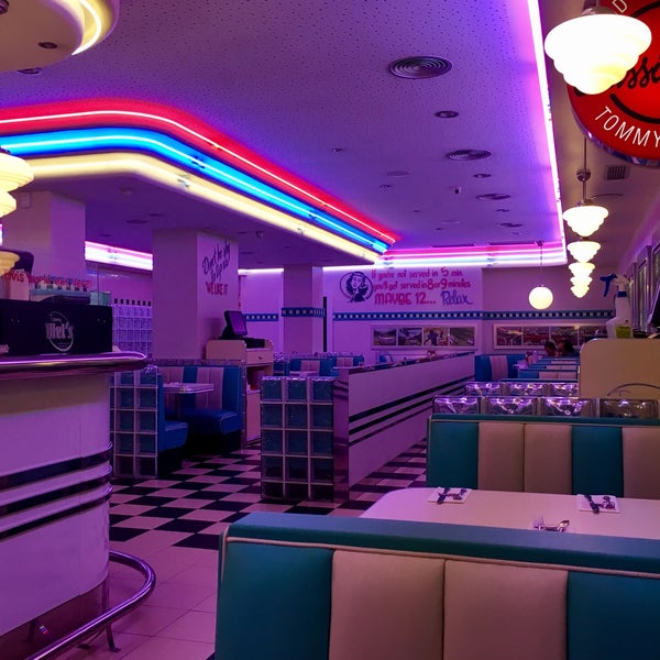 Tommy Mel's - 79 tips from 1041 visitors