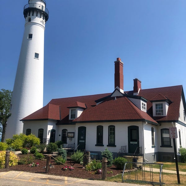 Wind Point Lighthouse - 4725 Lighthouse Dr