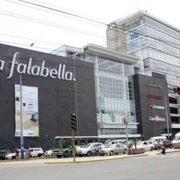 Open Plaza Angamos - Surquillo, Lima