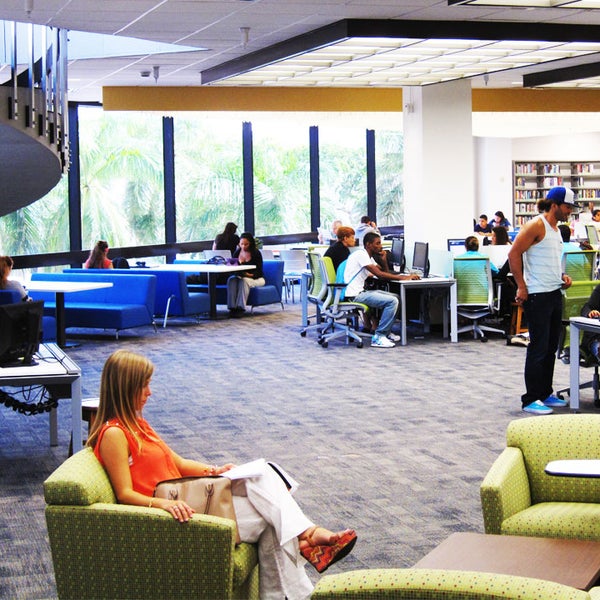 MDC Wolfson Campus Library - College Library in Miami
