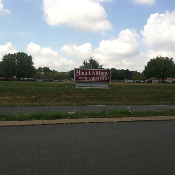 Mount Nittany Elementary School - Elementary School in State College