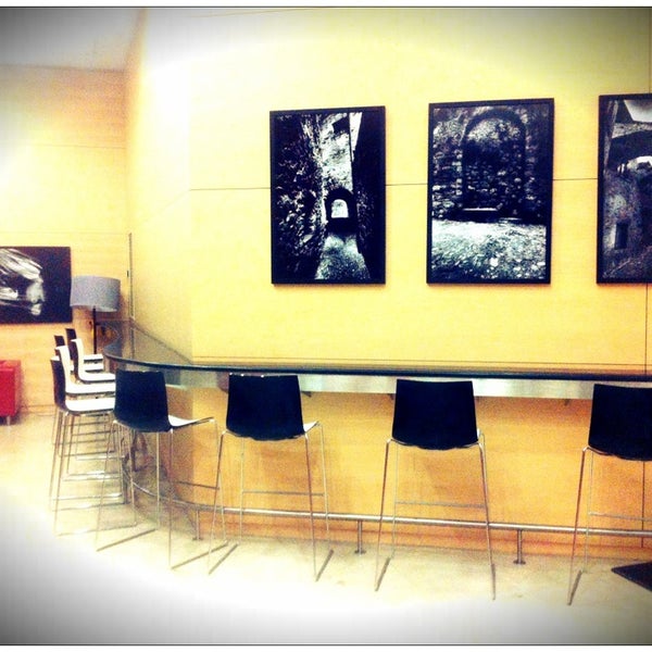 Ίδρυμα Μιχάλης Κακογιάννης (Michael Cacoyannis Foundation) - 33 tips