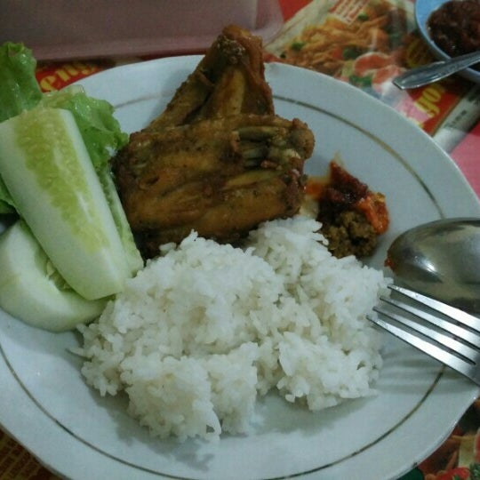 Ayam Goreng Kampung Mulyani - Sukoharjo, Jawa Tengah