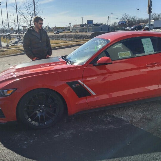 Sexton Ford Sales - Car Dealership