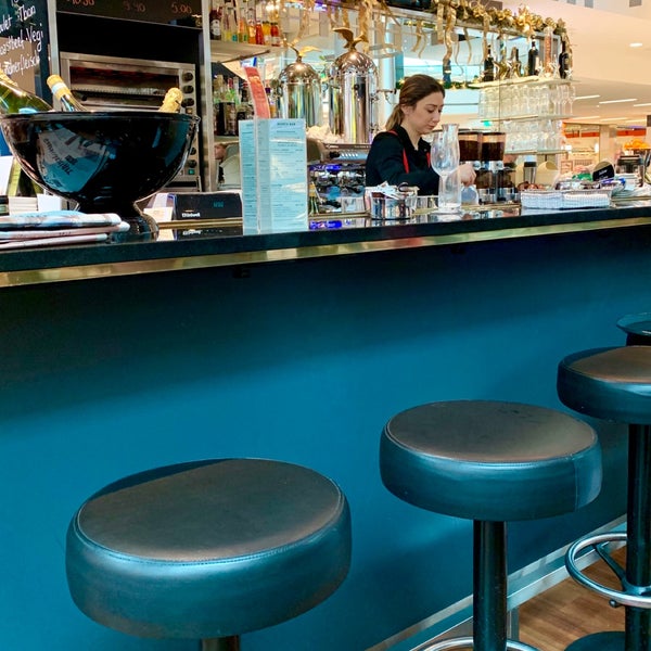 Manta Bar - Sandwich Place