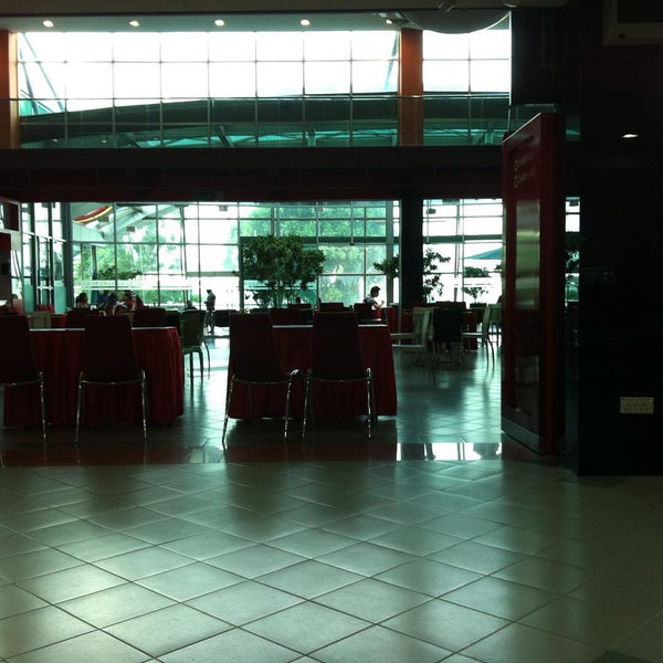 Block A Lobby, First Floor, UCSI University - Bukit Cheras - 9 tips ...