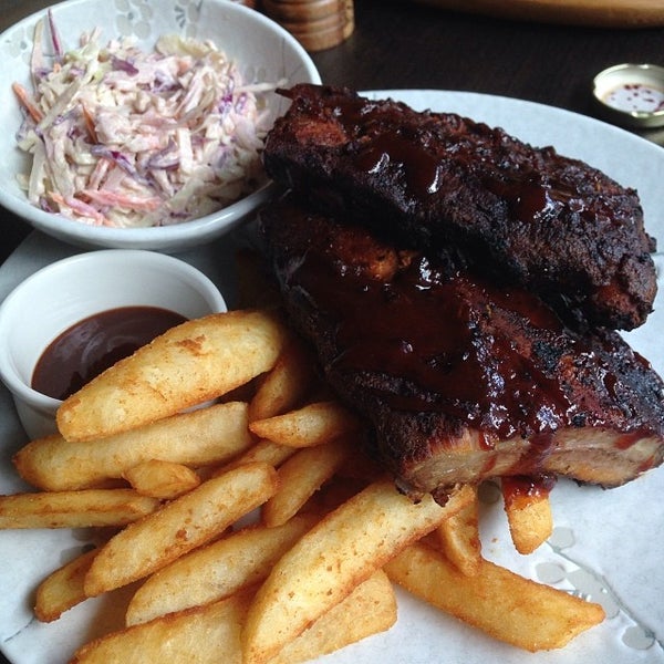 Third Wave Cafe - 10 tips from 156 visitors