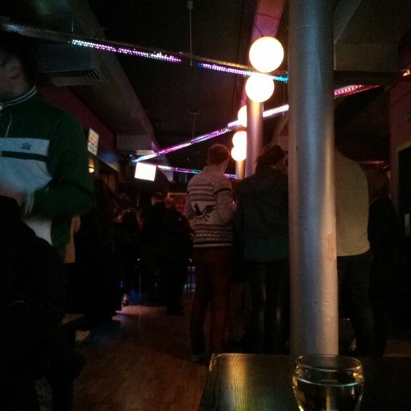 Cheerz Bar & Club - Gay Bar