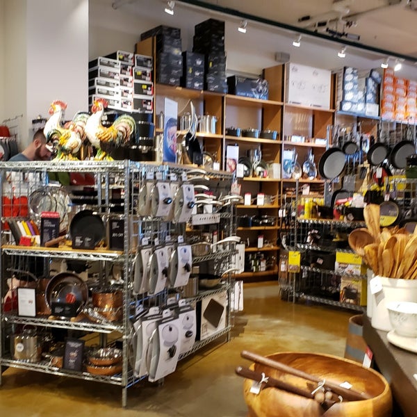 Sur La Table (Now Closed) - Kitchen Supply Store in San Francisco