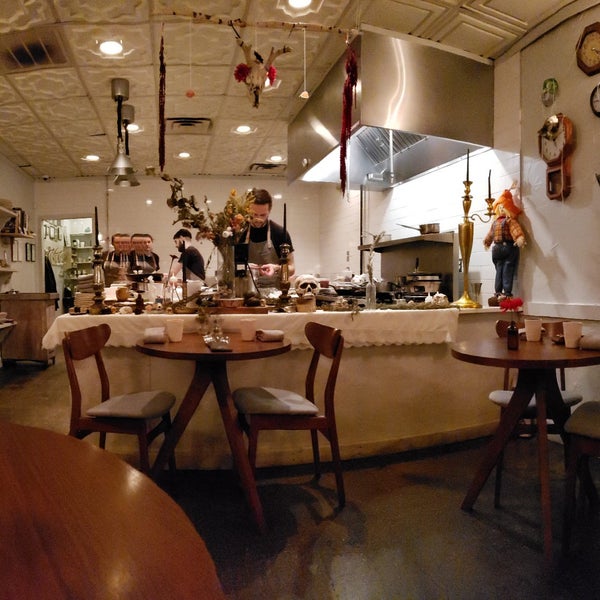 Elizabeth Restaurant - Ravenswood - 4835 N Western Ave