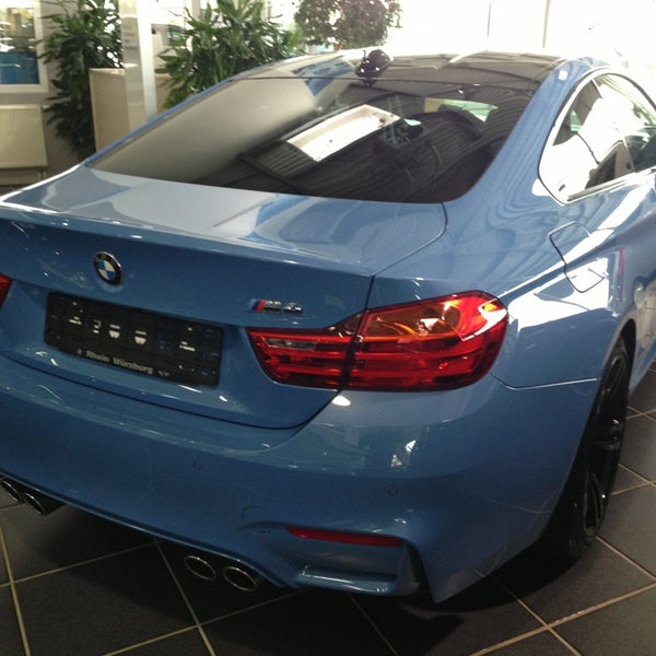 BMW RHEIN - Car Dealership