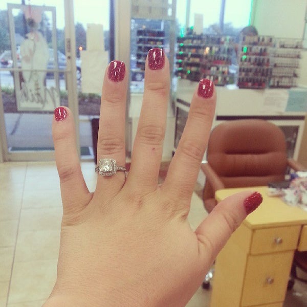 Great Nails - Hair Salon in Bowie