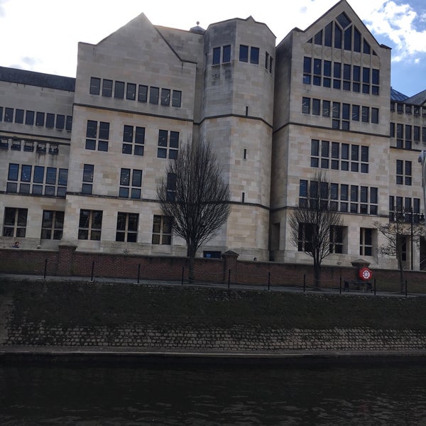 Aviva UK Life - Wellington Row