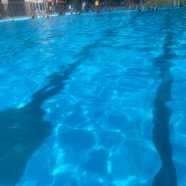 Hawes Pool - Swimming Pool