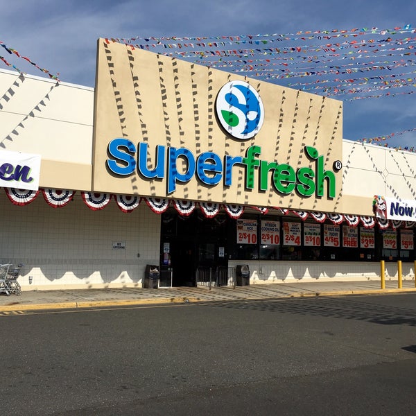 SuperFresh Supermarket - 471 Lyons Ave