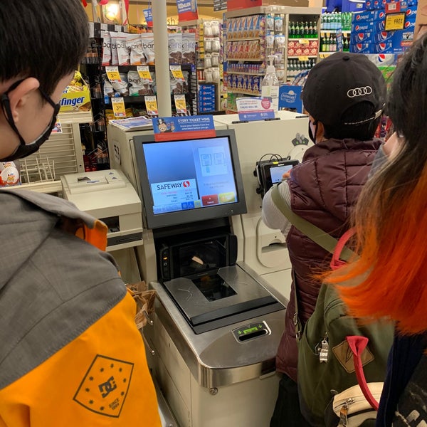 Safeway - Grocery Store in Leavenworth