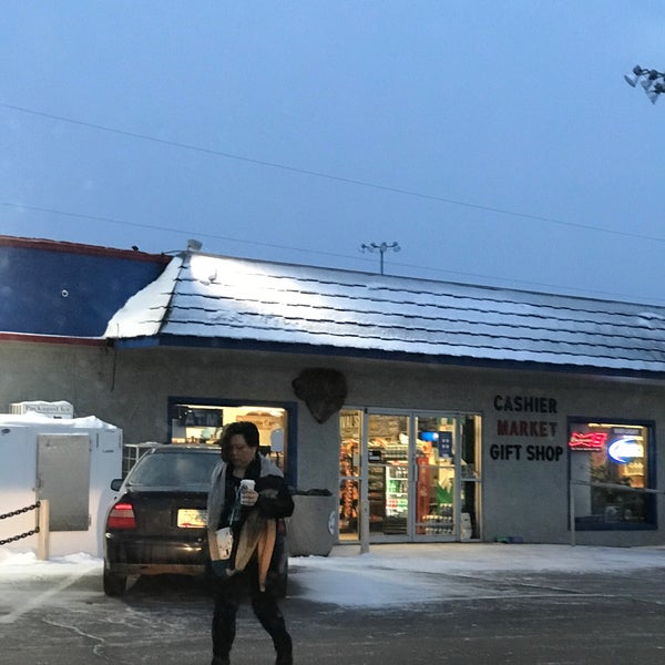 Exxon/ Mobil - 711 N Grand Canyon Blvd