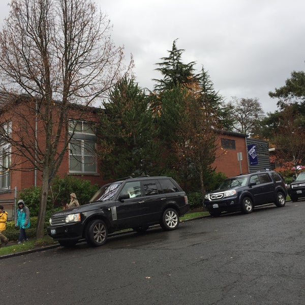 The Bush School - High School in Seattle