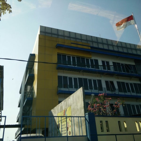 JAC School - 1 tip from 73 visitors