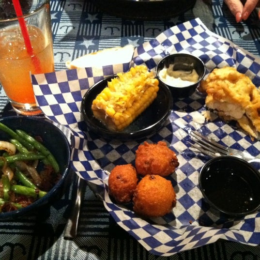 Cat Daddy's Catfish Kitchen (Now Closed) - 7051 Ames Ave