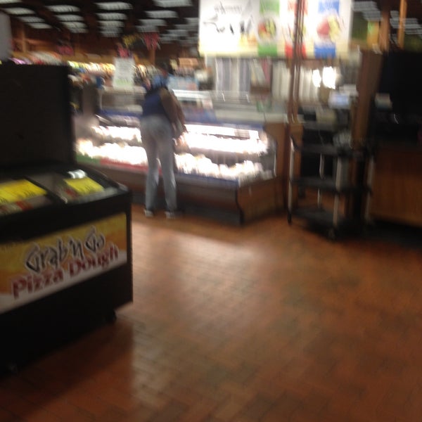 Wegmans Market Cafe - 3 tips from 160 visitors