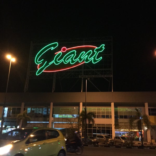 Giant Hypermarket - 2 Jalan Bachang Utama 4