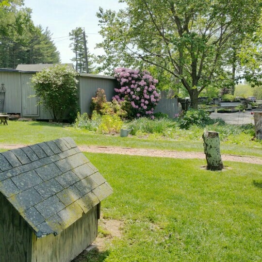 Well Sweep Herb Farm - Garden