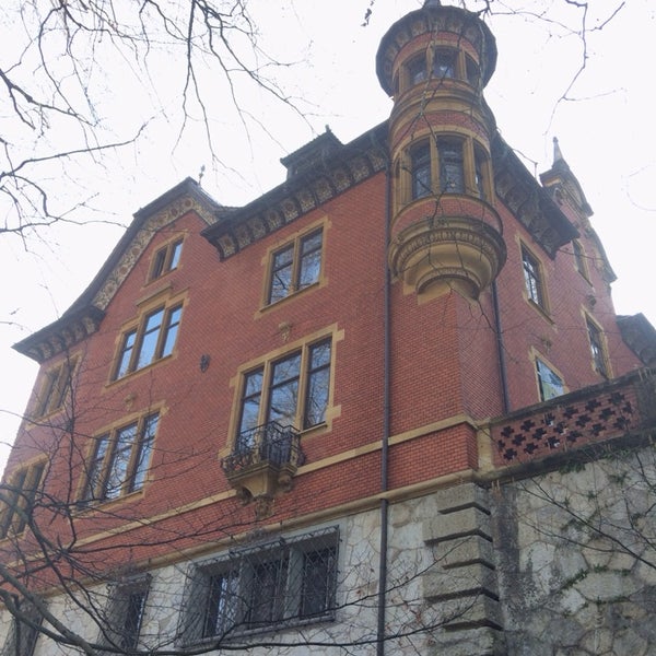 Museum Rietberg - History Museum in Enge