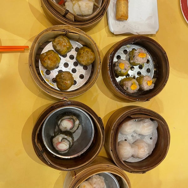 โชคดีติ่มซำ (Chokdee Dimsum) - Dim Sum Restaurant in Wang Thong Lang