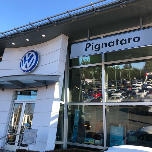 Pignataro Volkswagen - Everett Mall South - 10633 Evergreen Way