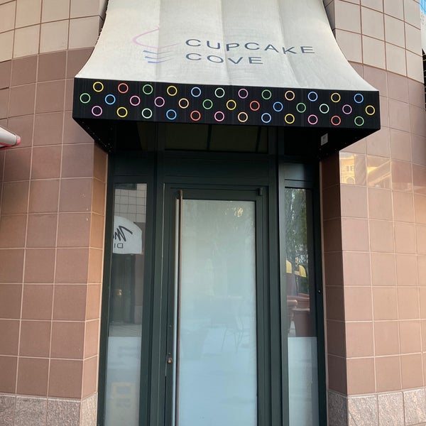 Cupcake Cove - City Center - 3 tips