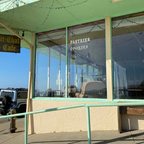 Chit-Chat Café - Café in West Edgemar-Pacific Manor