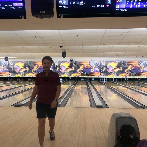 Don Carter's All Star Lanes - Broadmoor-Sherwood - 7 tips from 948 visitors