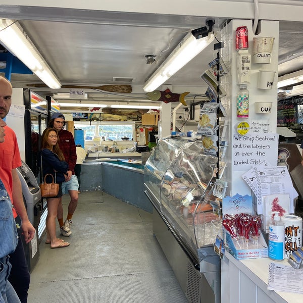 Menemsha Fish Market - 14 tips from 541 visitors