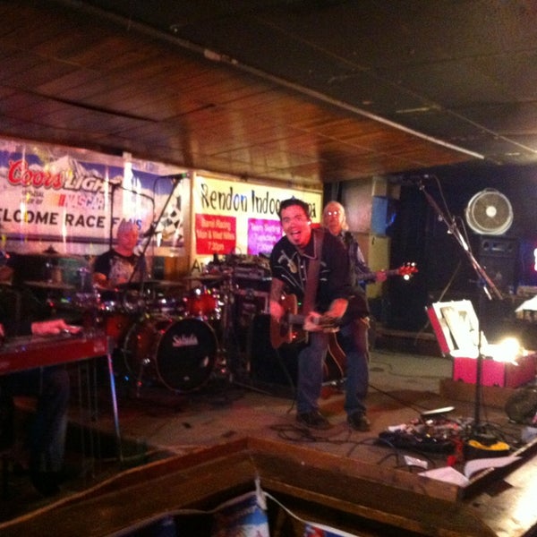 Hoots Honky Tonk - Dive Bar