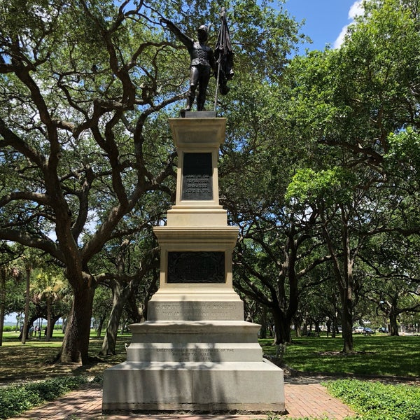 Photos at White Point Gardens - Park in Charleston