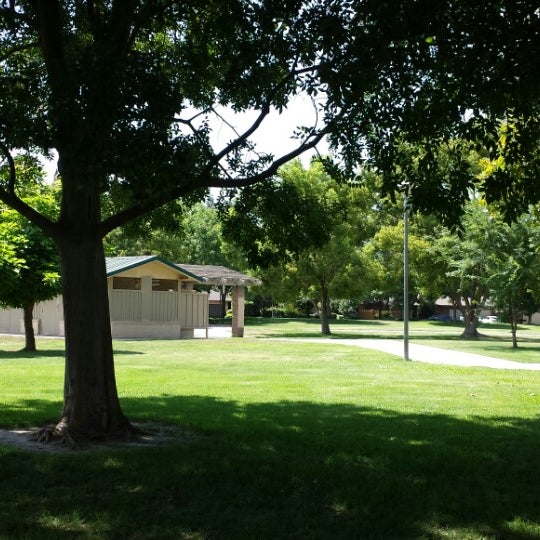 Lakewood Park - Modesto, CA