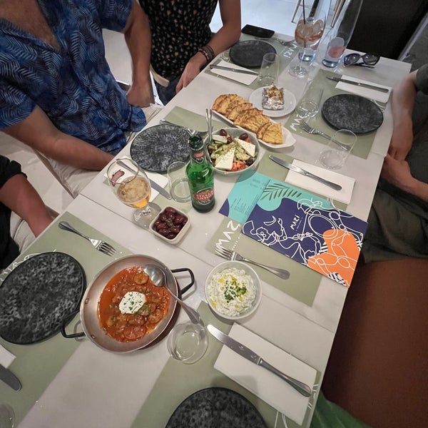 Photos at Mazi Greek Kitchen - Greek Restaurant in Budapest V. kerülete
