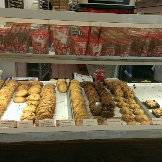 Photos at Cookie Corner - Bakery in Honolulu