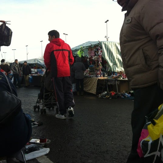 Hounslow West Flea Market - 1 tip from 46 visitors