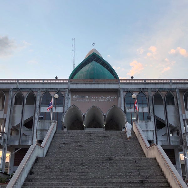 มัสยิดกลางจังหวัดยะลา (Yala Provincial Central Mosque) - 3 tips from ...