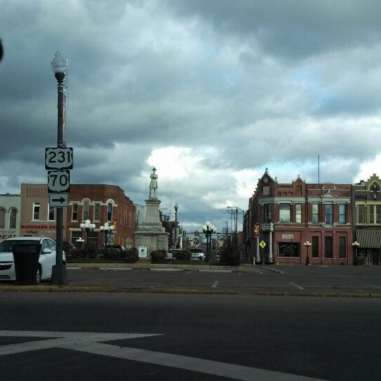 Photos at Downtown Lebanon Square - Lebanon, TN