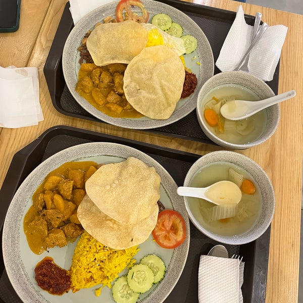 Water Drop Teahouse 佛光山滴水坊 - Vegan and Vegetarian Restaurant in ...